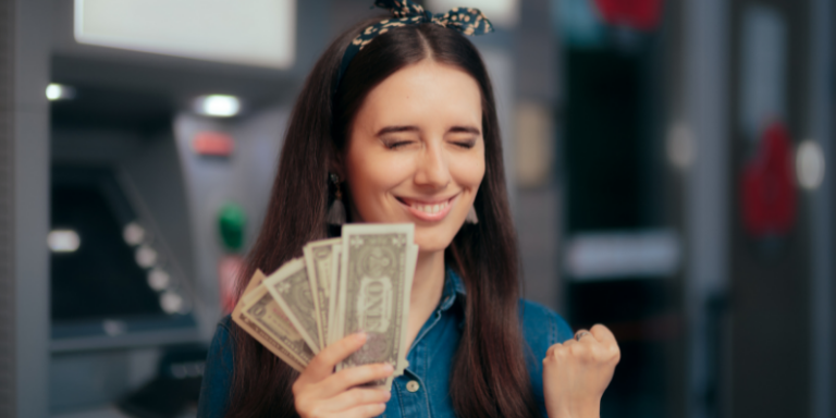 What does it take to be an order processing clerk? - SixEleven